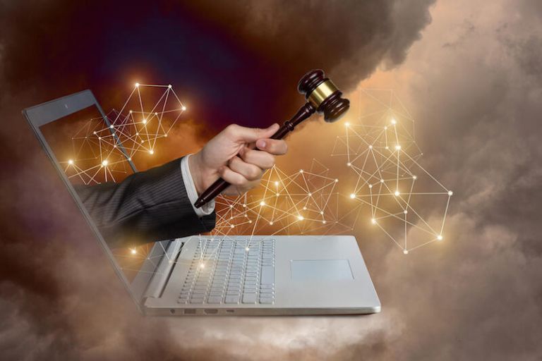 How to add a legal message to the Windows 10 login