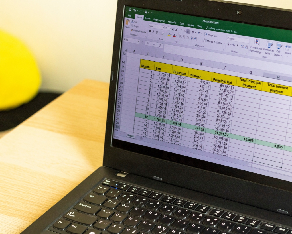 在 Microsoft Excel 中以紅色顯示負數的 2 種方法 - Flnug.com