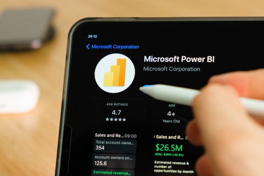 Work with a Numeric Range Slicer in Microsoft Power BI | TechRepublic