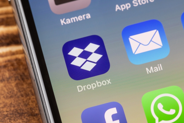 How to use Dropbox Transfer to securely share files with other people