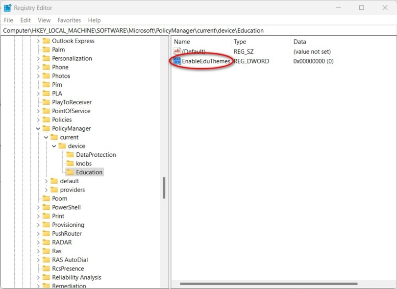 How to enable hidden personalization themes in Windows 11 22H2